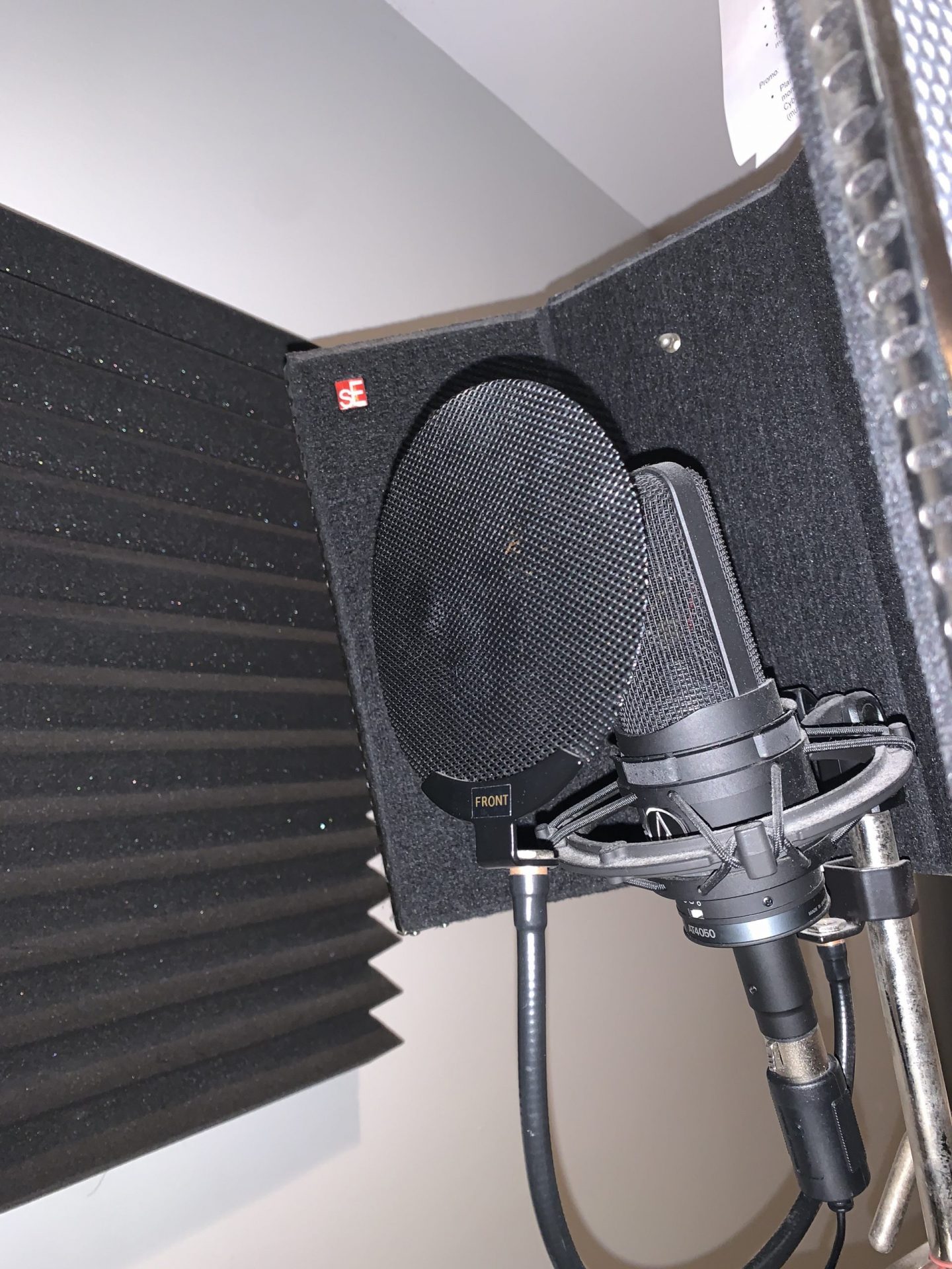 Behind the Mic: Kelly Malone - Benztown